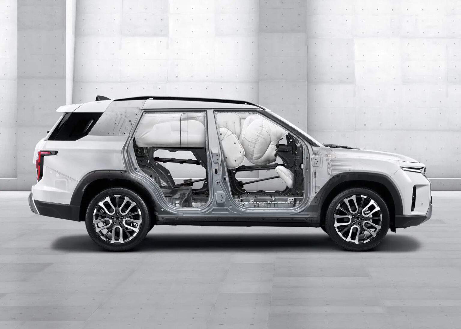 טורס - TORRES KGM 2026 – החל מ-169,900 ש"ח